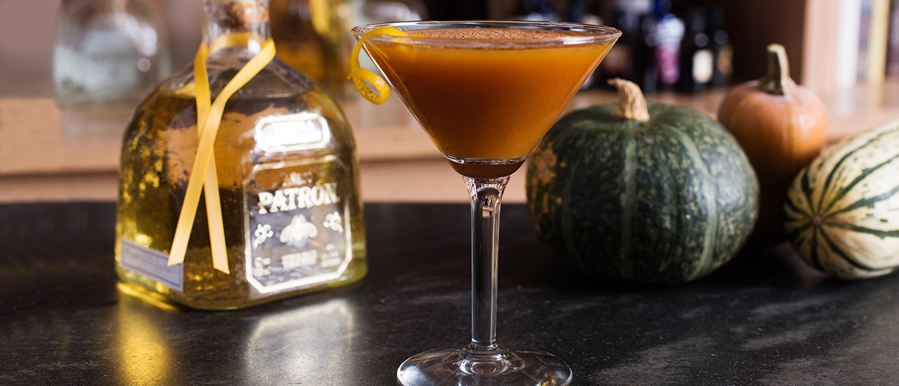 Pumpkin Pie Martini Cocktail Recipe | Patrón Tequila