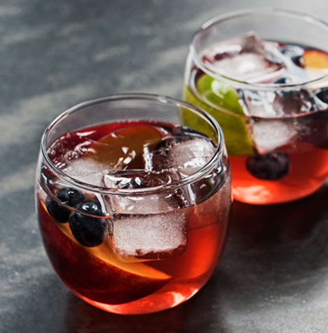 Patrón Peach Sangria Cocktail Recipe | PATRÓN TEQUILA