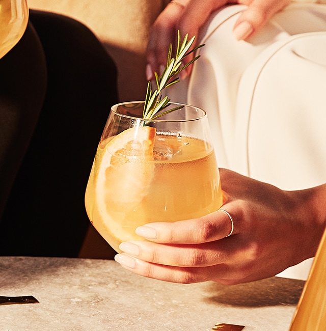 Starlight Sangria Cocktail Recipe | Holiday Sangria | PATRÓN TEQUILA