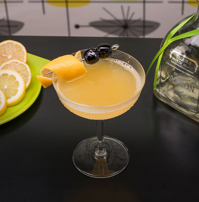 The Saturn Cocktail Recipe | PATRÓN TEQUILA