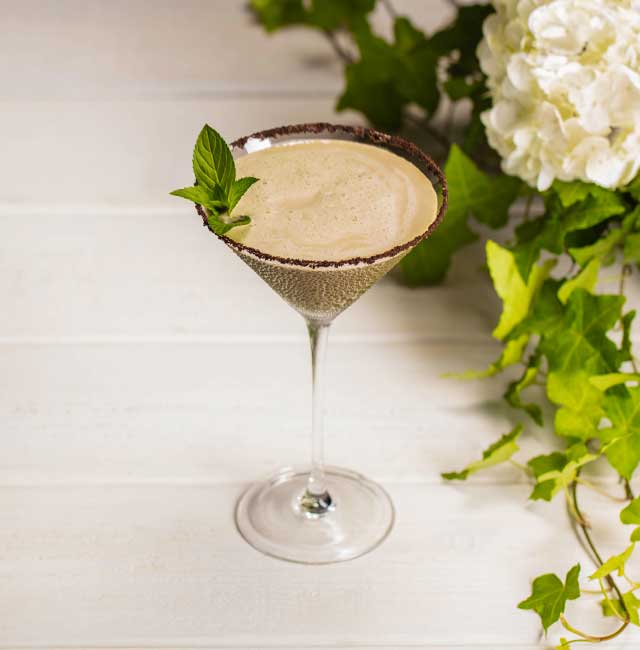 Cicada Cocktail Recipe | PATRÓN TEQUILA