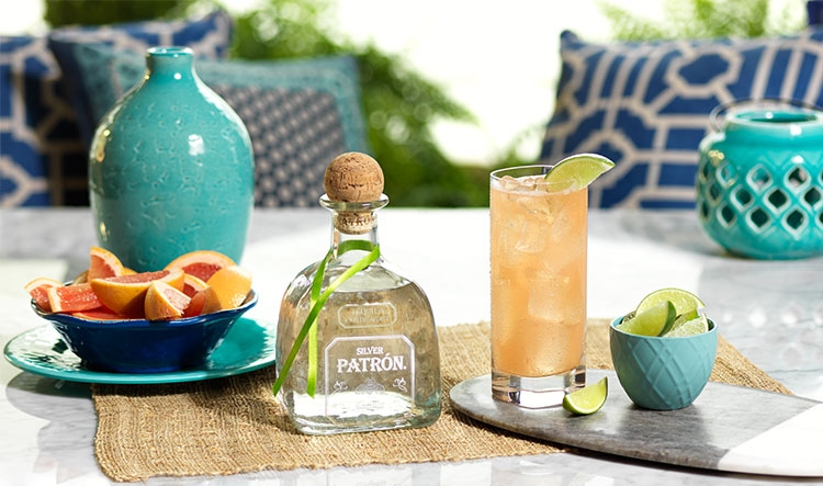 Best Poolside Bars in America | PATRÓN TEQUILA