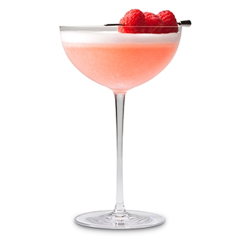 Red Robin Cocktail Recipe | PATRÓN TEQUILA